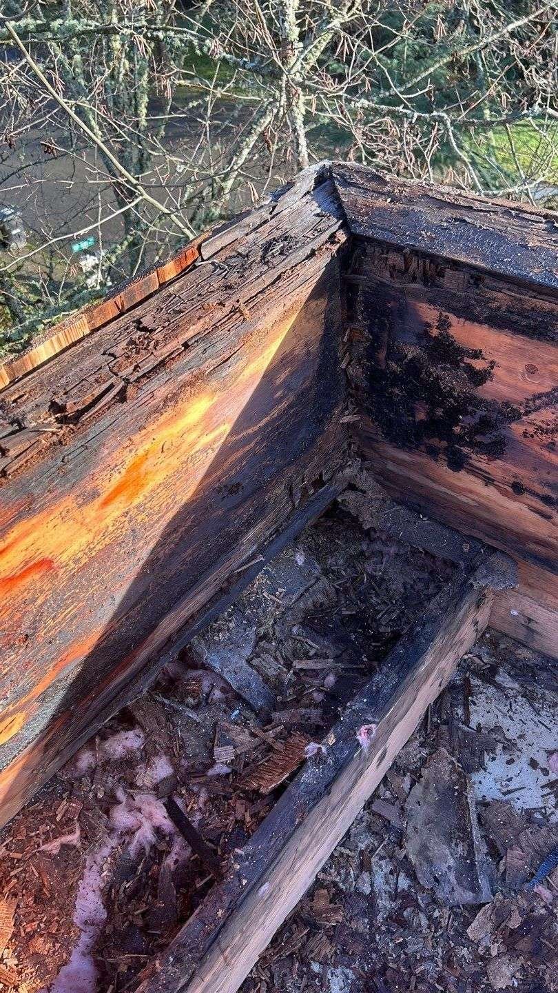 Exploring Flat Roofing in Seattle: Challenges and Solutions - RoofSmart ...