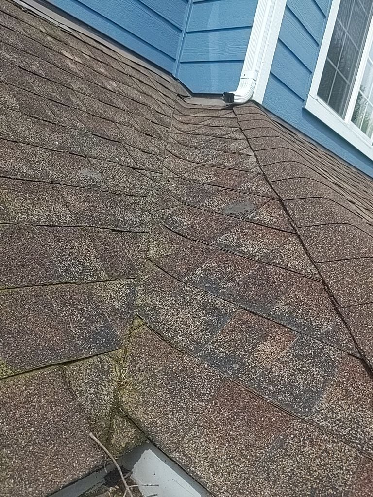 What Are the Risks of Improper Shingle Installation? | RoofSmart