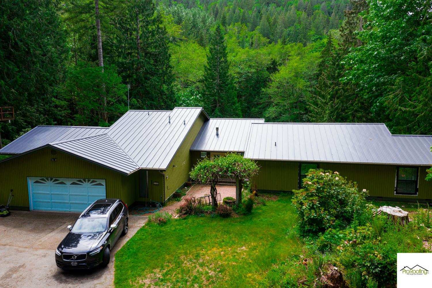 The Best Metal Roofing Contractors in Seattle
