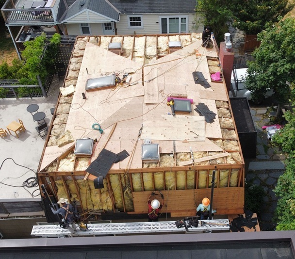 What Happens If Your Roofer Finds Lead Paint in Your Home’s Siding?